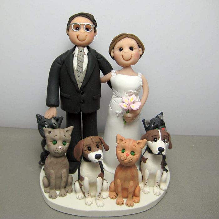 Un couple décide d’intégrer leurs chiens dans leur mariage et le ...