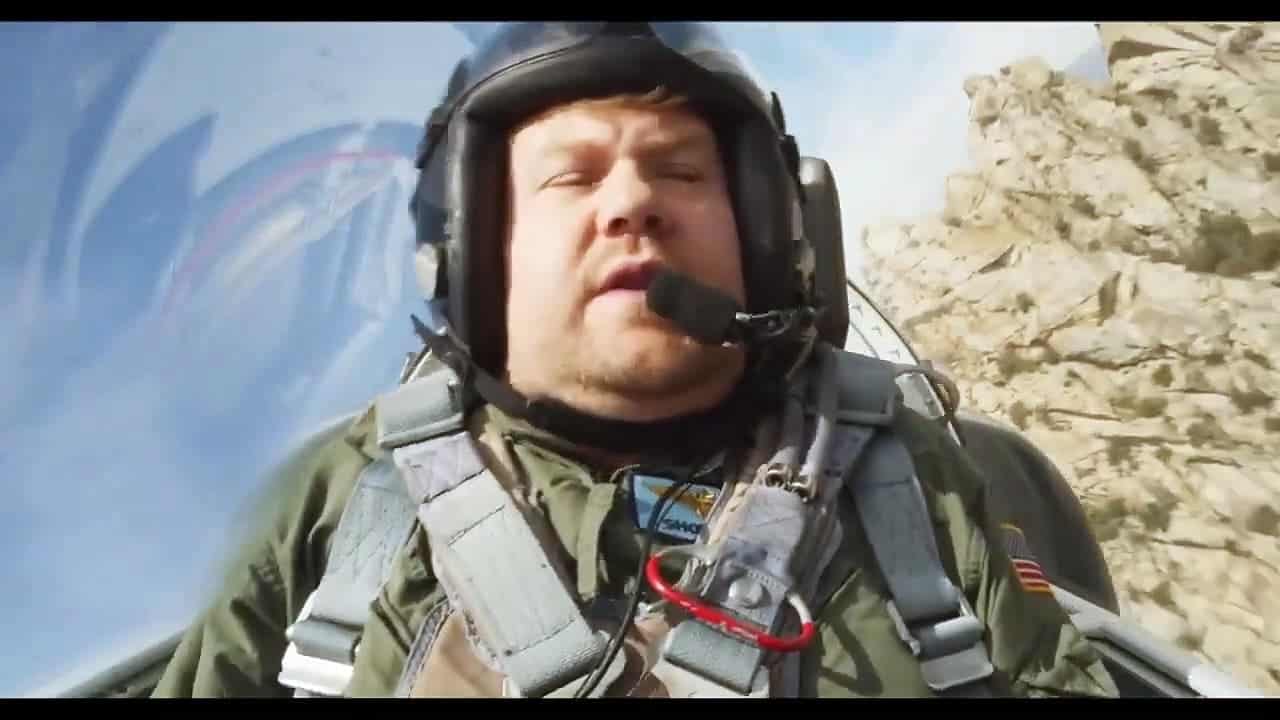 Tom Cruise pilote un avion de chasse avec James Cordon – Tuxboard