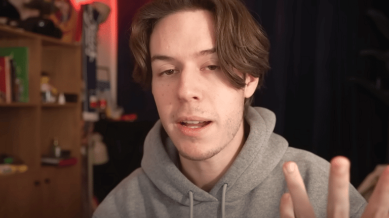 YouTube: Seb la Frite bat un nouveau record et explose Squeezie ...