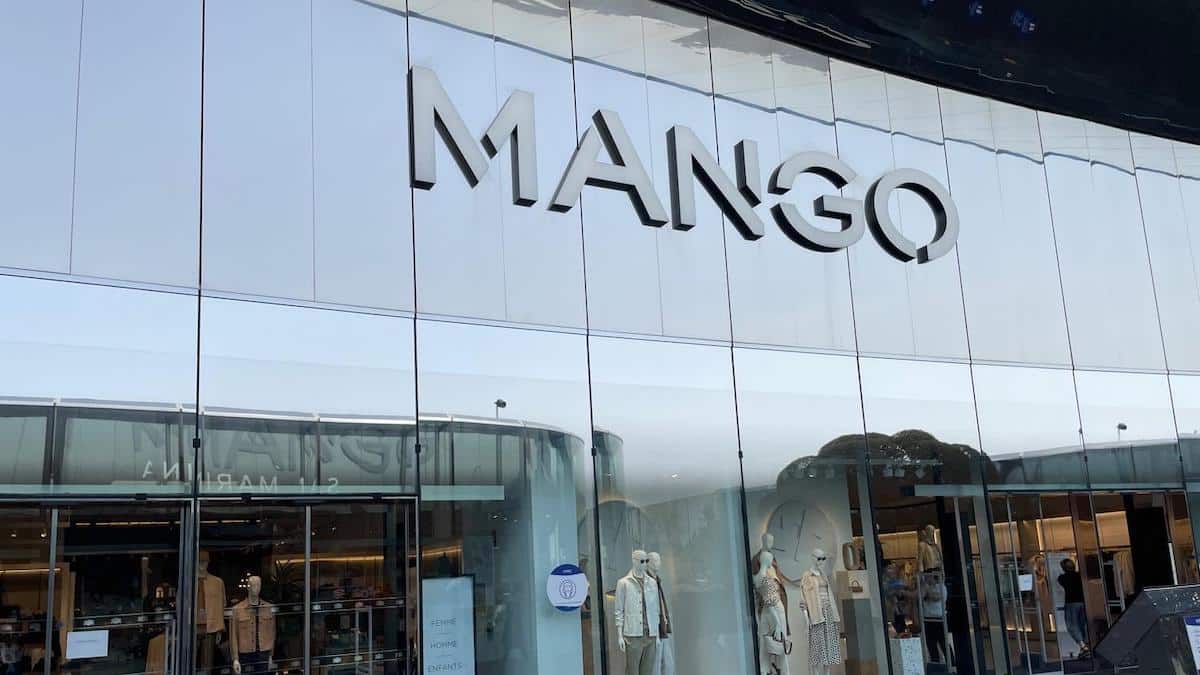 Mango prouve que les franges sont à la mode avec cette sublime robe ...