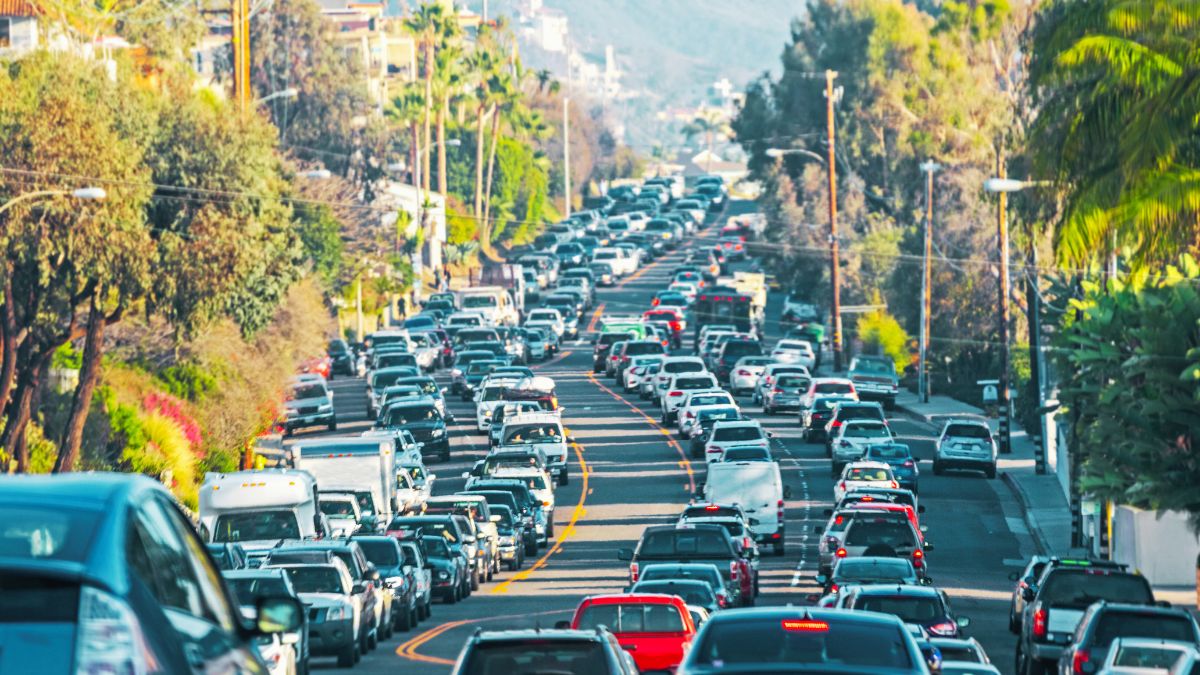 Les embouteillages sur la route c'est fini avec cette astuce Google ...