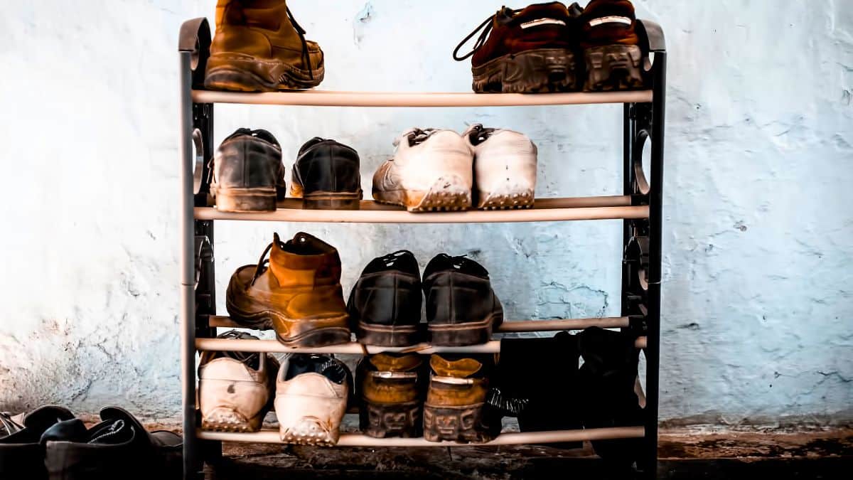 Carrefour concurrence IKEA avec ce meuble pour avoir vos chaussures ...