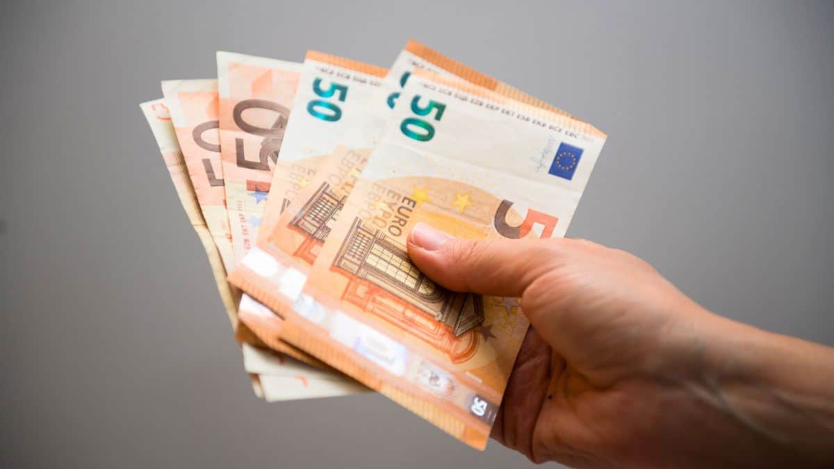 Cadeau de Noël : ces règles à connaître si vous souhaitez verser de l ...